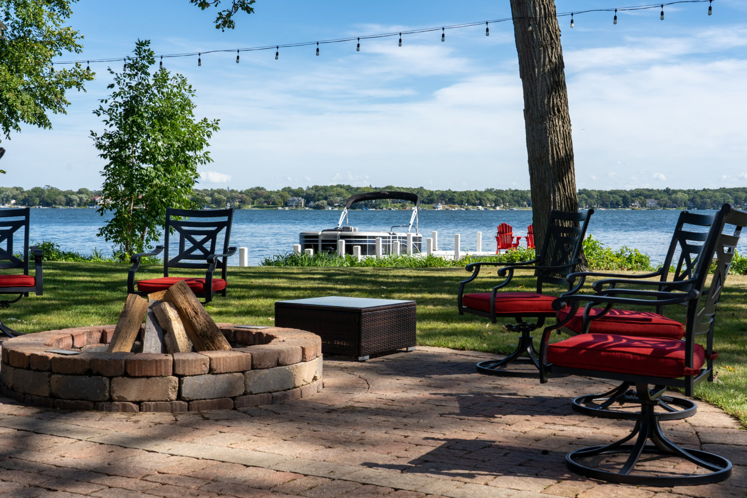 Lake House - Lake Lawn Resort