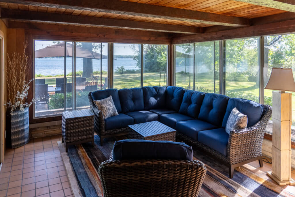 Lake House - Lake Lawn Resort