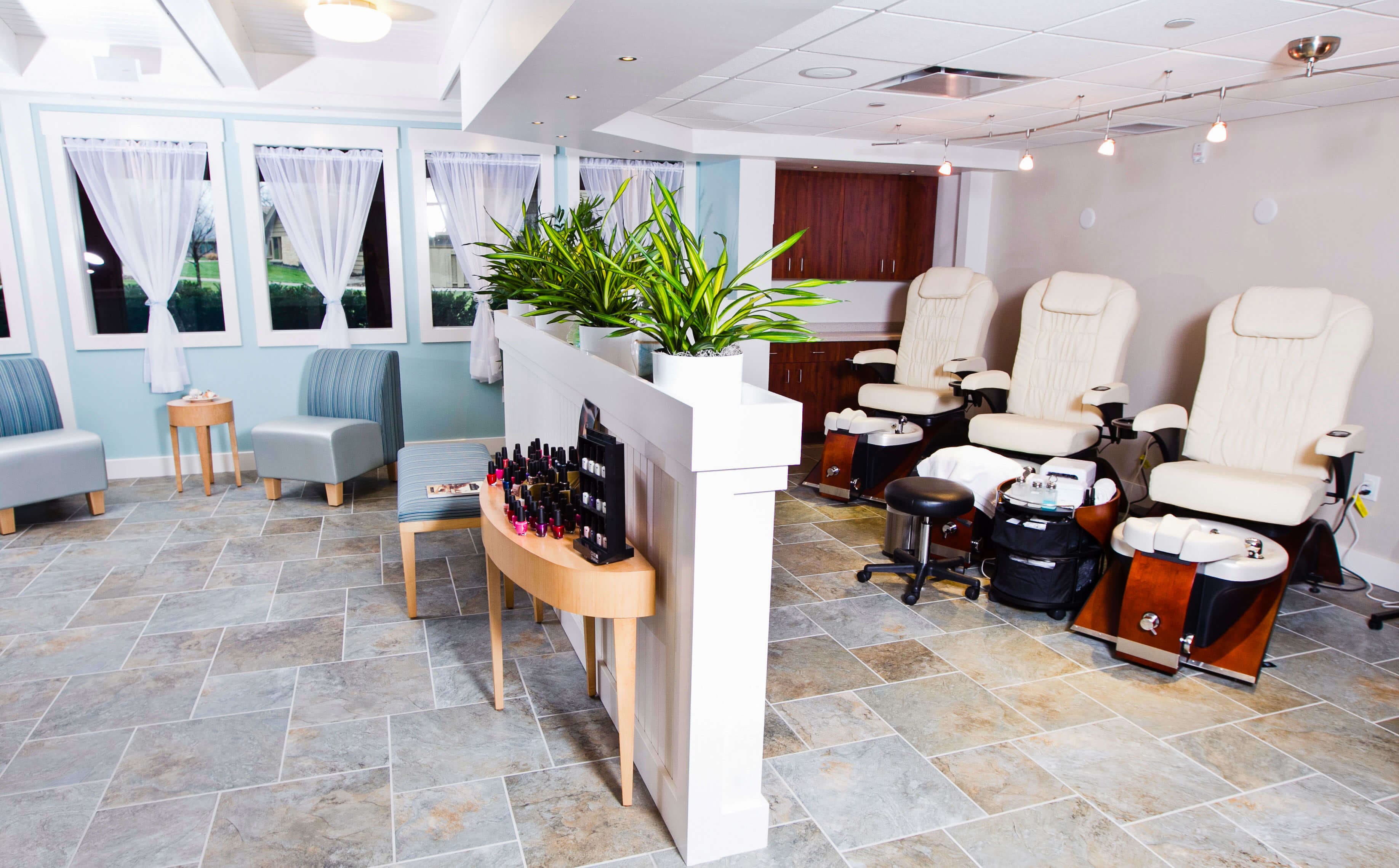 Calladora Spa Beauty By The Water - Lake Lawn Resort