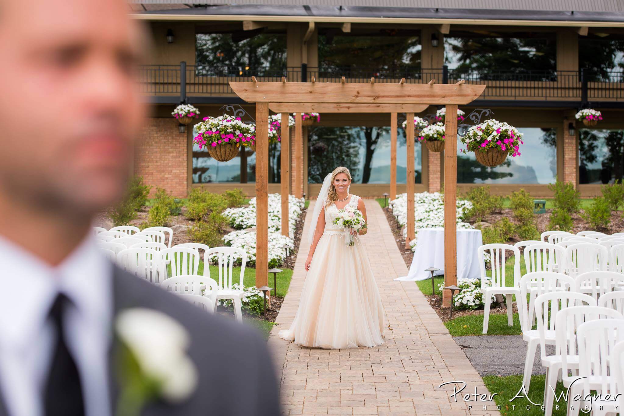 Wedding Venues - Lake Lawn Resort